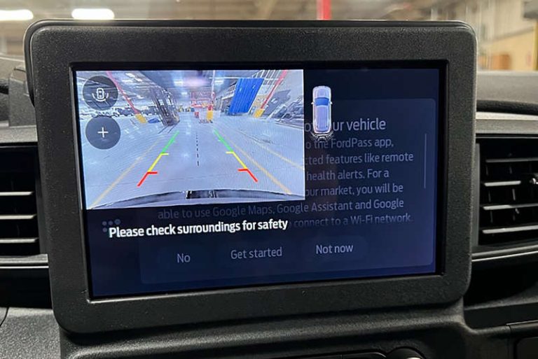 2025 Ford Explorer PIU Tech Features | Akins Ford in Winder, GA